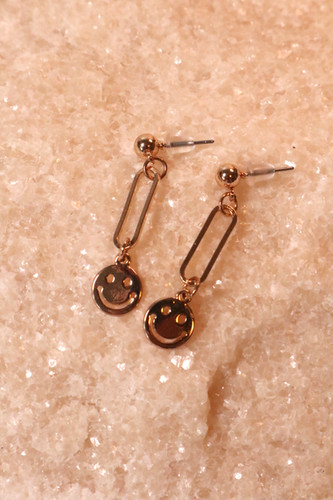 Smily face dangle earrings | Lifedotstore