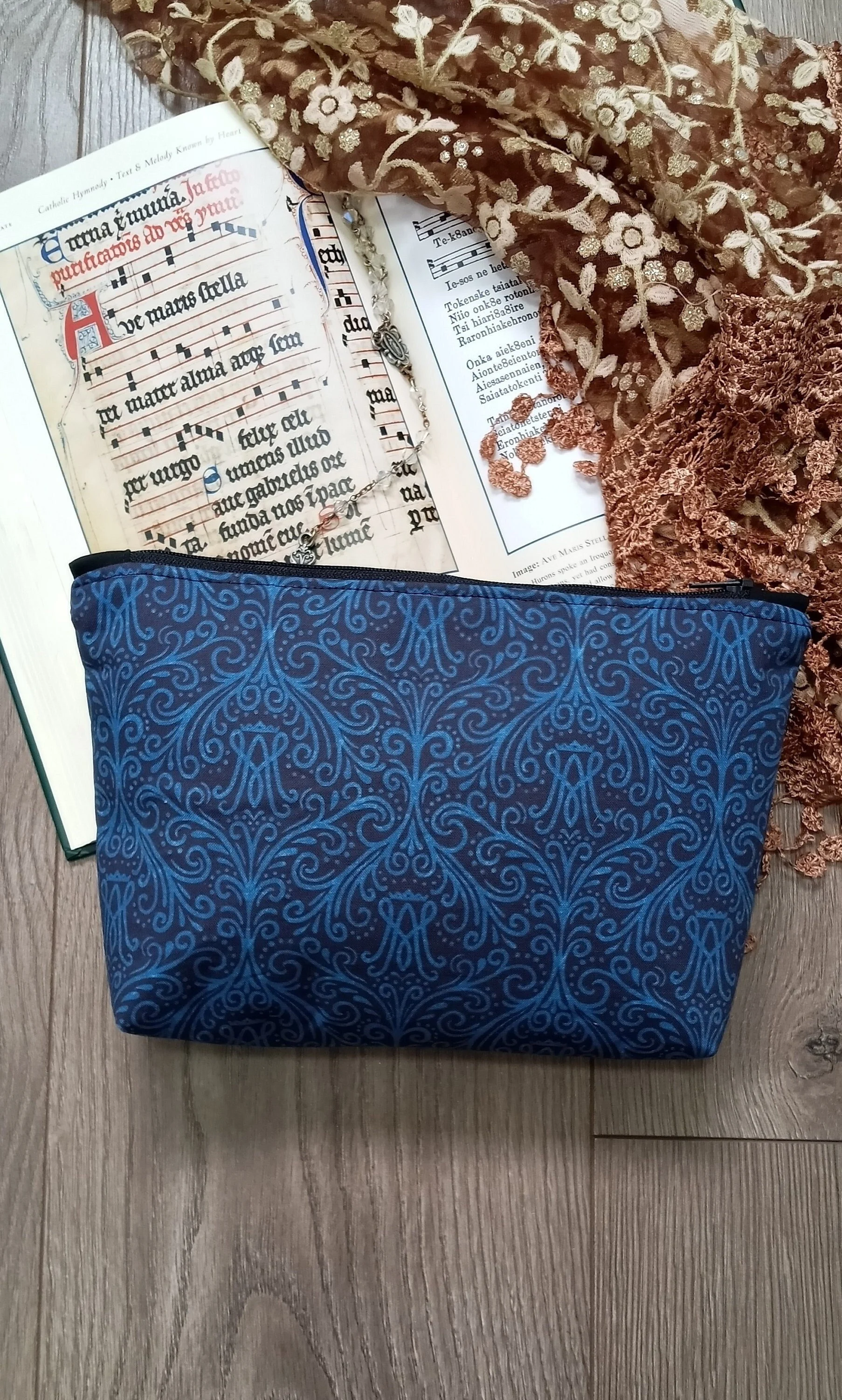 Home | Holy Queen Handmade