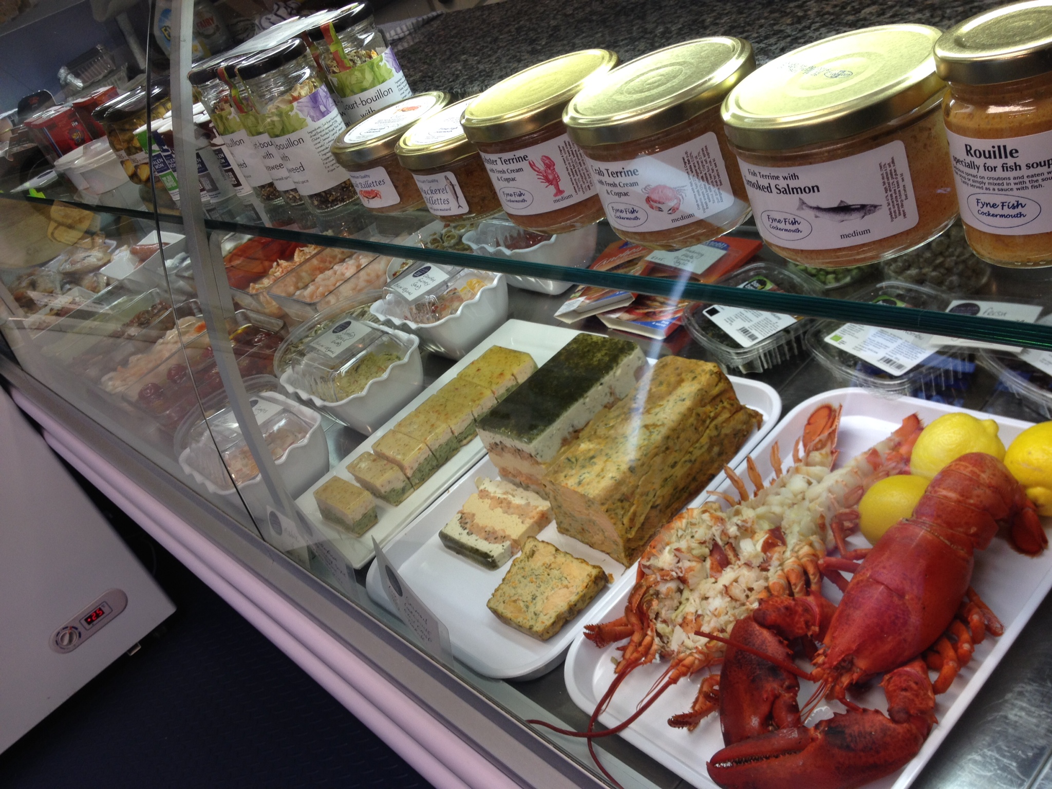 Fyne fish fishmongers Cockermouth Cumbria, Fishmongers Seafood deli Su