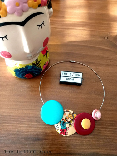 Colors | The button room