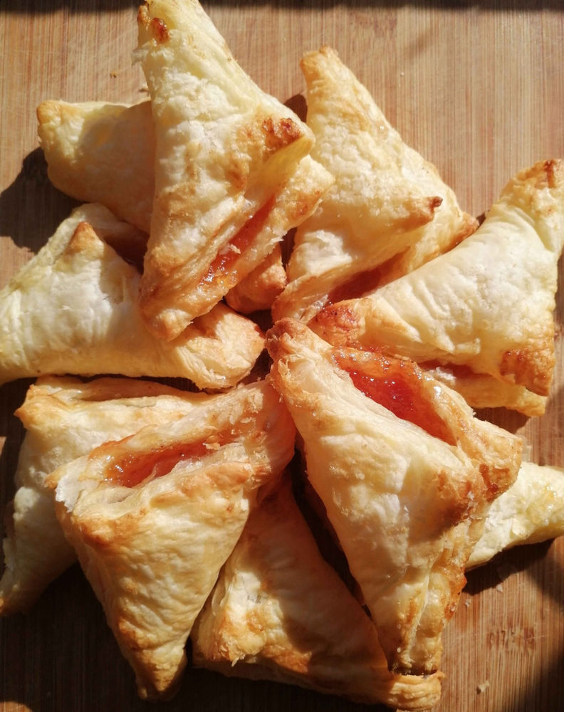 Super Easy Vegan Jam Turnovers Recipe super-easy-vegan-jam-turnovers-recipe