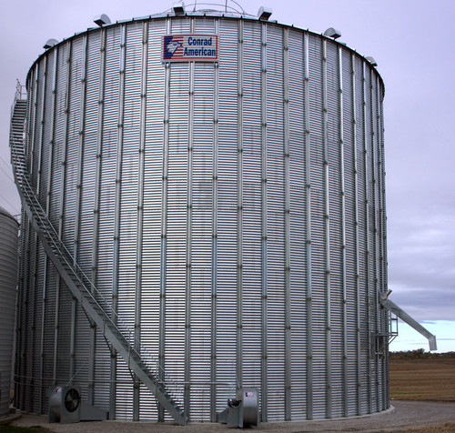 Conrad American Tall Tanks | Hamilton Farm Servic