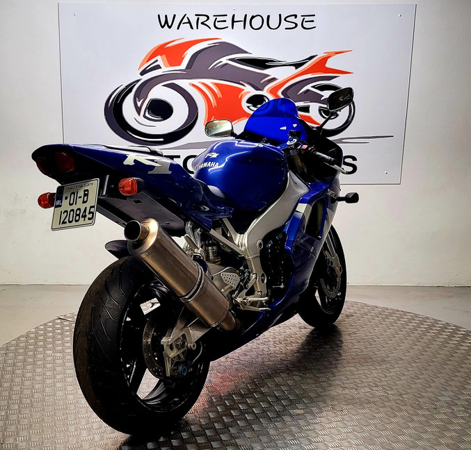 01 Yamaha R1 | WarehouseMotorcycles