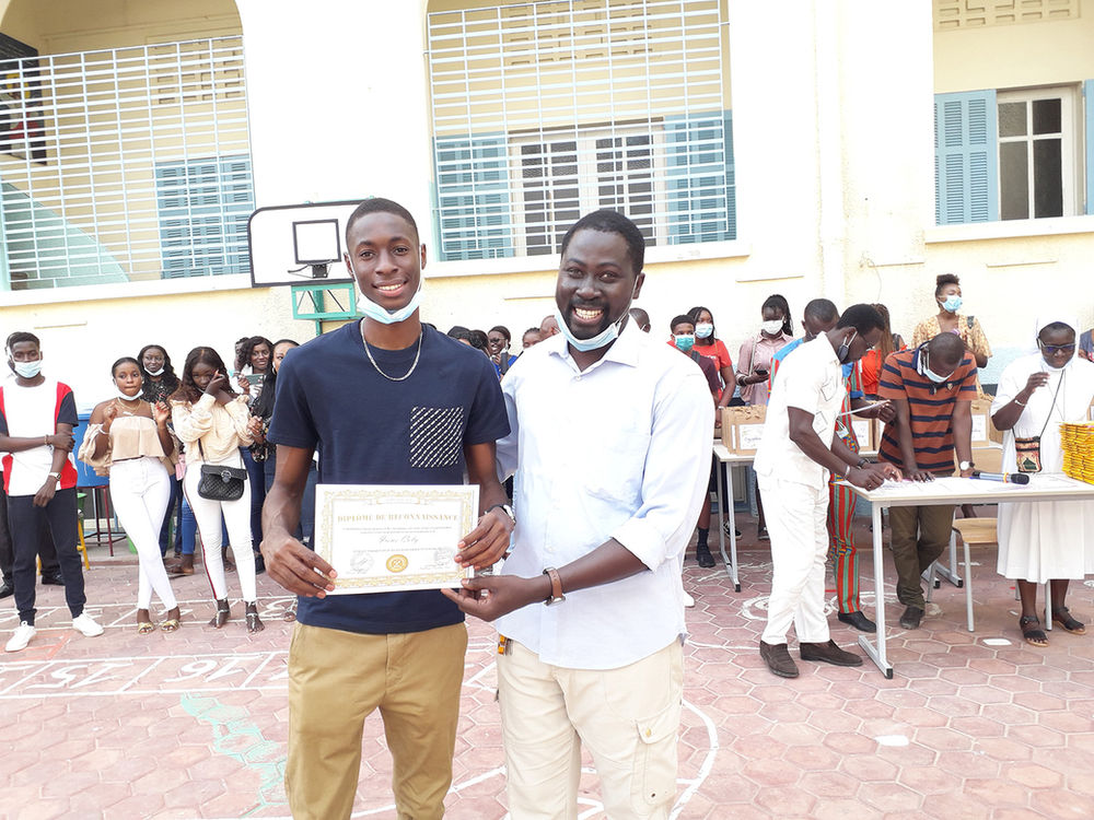BAC sénégalais 2019-2020 : 100% en S1 et L2, 98% en S2 Bravo à tous