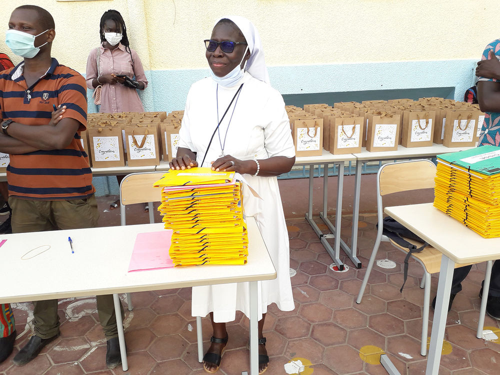 BAC sénégalais 2019-2020 : 100% en S1 et L2, 98% en S2 Bravo à tous