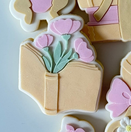 Flower Chapter Book - Cookie Cutter & Fondant Stamp | The Cookie Press