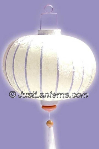Ivory Silk Lantern - Round | Silk Lanterns