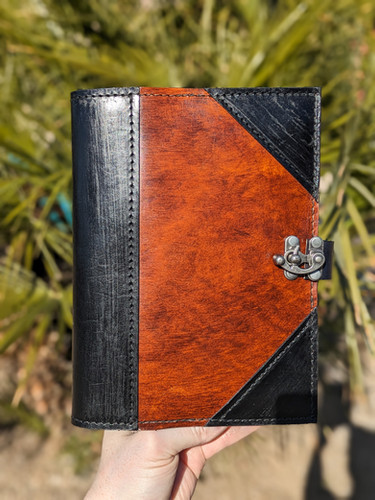 Straight Corners Journal | taylormadeleather