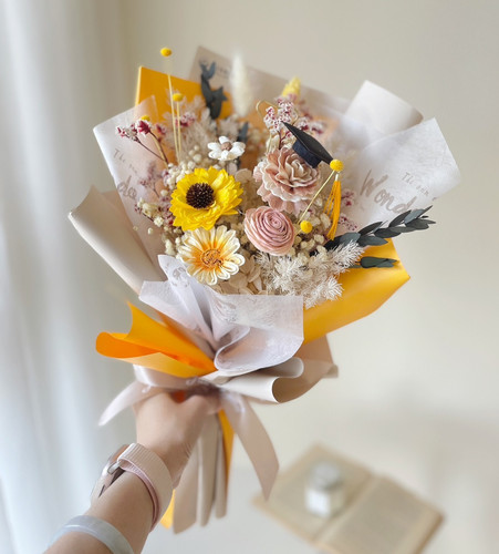 索拉花向日葵畢業花束 | SINRE FLOWER