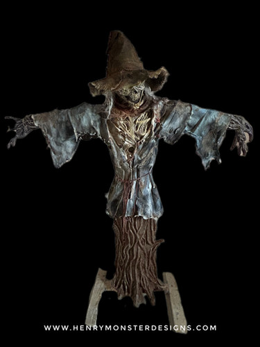 The Cornfield Creature! Life Sized Scarecrow | Henry Monster Design