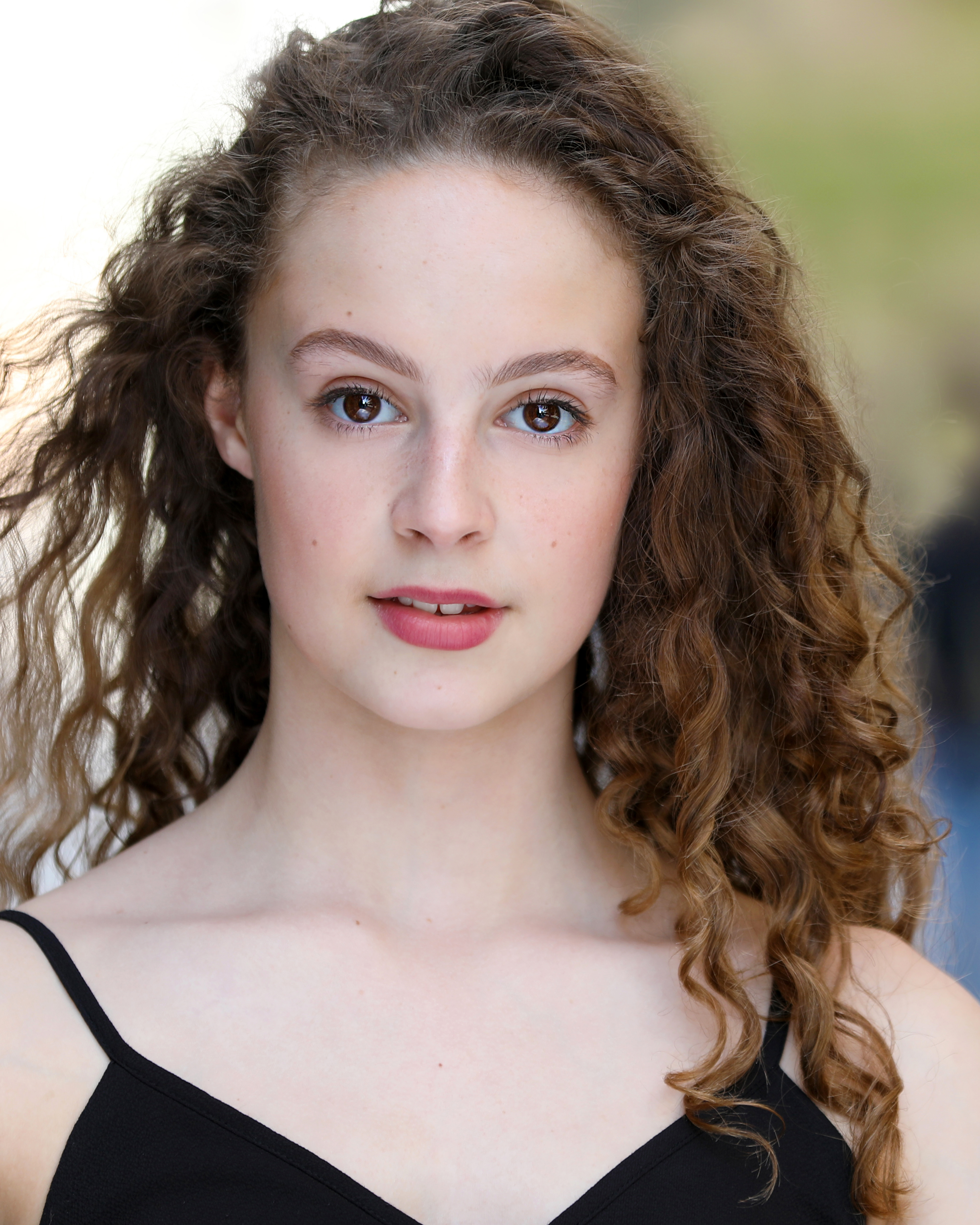 REEL / PHOTOS / MEDIA | Camila Escobar