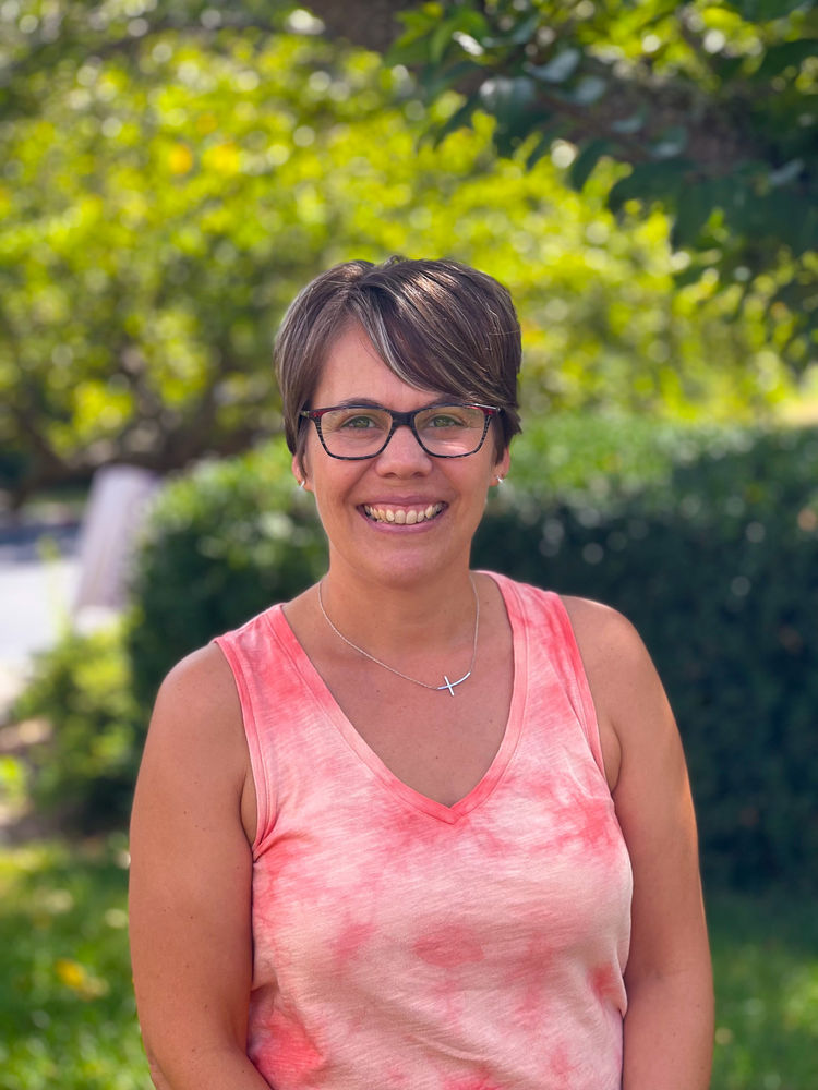 Welcome (back) Laura Thiessen!