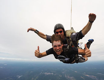 About Above the Poconos Skidivers | Northeast PA Skydive Center
