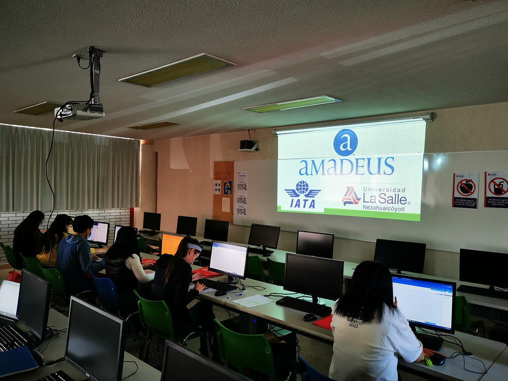 Inicio de cursos de certificación Amadeus