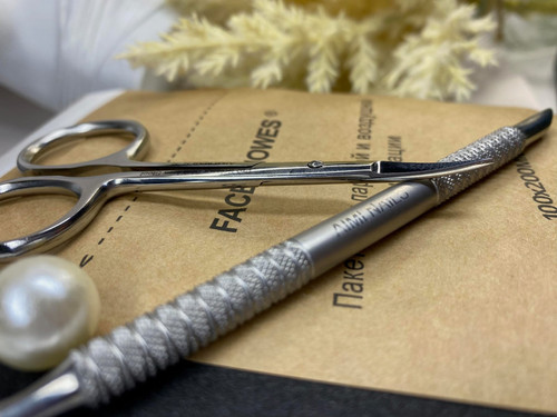 Professional Curved Scissors Material stainless steel | Aimi Nails
