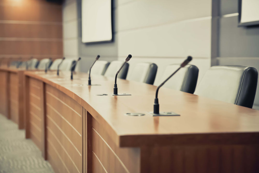 Un son irréprochable avec des micros pour salle de réunion