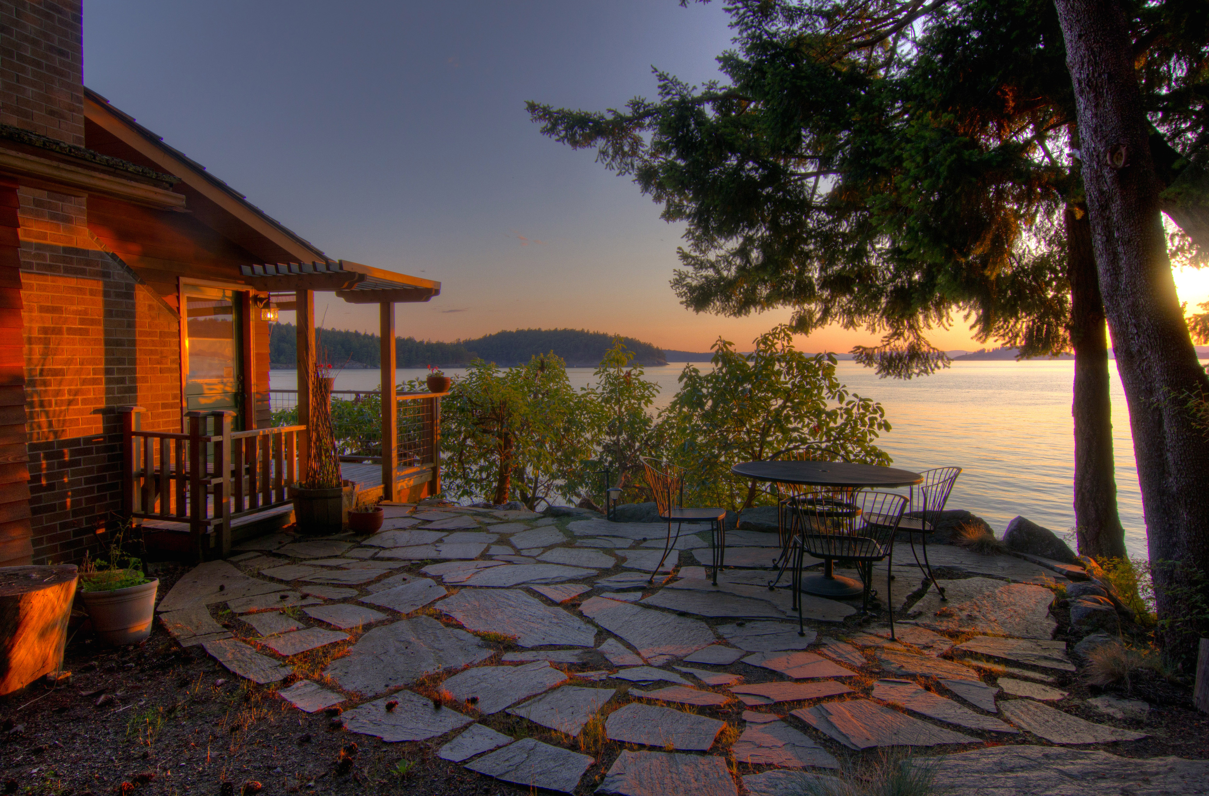 All Dream Cottages & Kingfish Inn on Orcas Island, WA