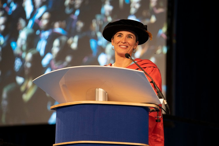 Congratulations Vicky!