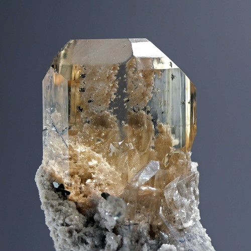 Topas – Topaz Mountain, Thomas Range, Juab Co., Utah, USA | mineralien.de