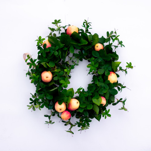 Big Apple Luscious Greens Apple Wreath | RoundWreath