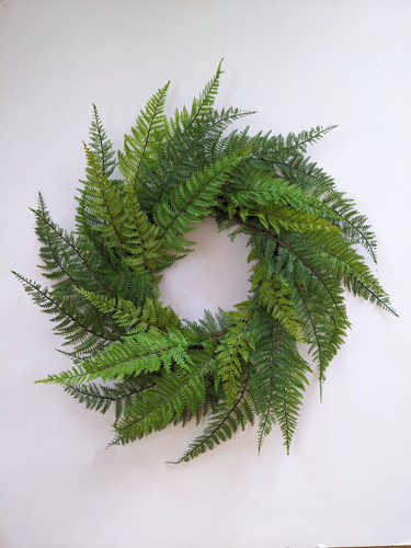 The Tuxedo Farmhouse Fern real-touch fern grapveine wreath | RoundWreath