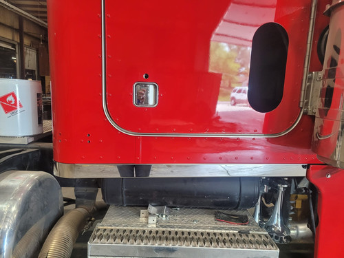 STAINLESS STEEL 2.5" CAB PANEL FOR PETERBILT 379 | PEASTERBILTCUSTOMS