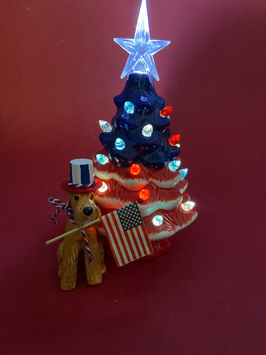 Vintage Americana Lighted Tree 7” | Animal Art Gallery