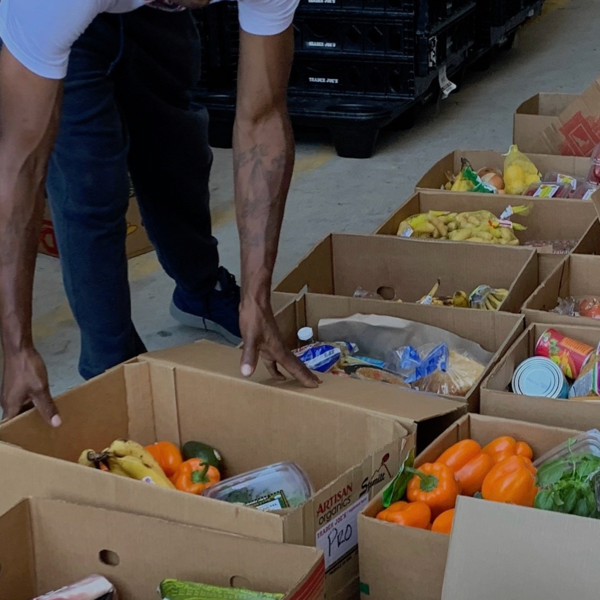 Food Recovery and Redistribution Hub