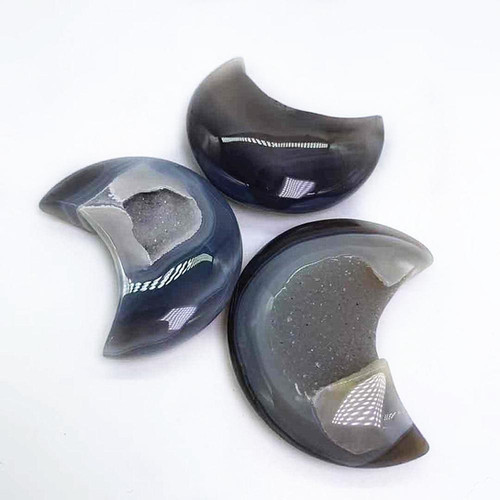 Agate Moon Crystal | PsychicMediumJovana