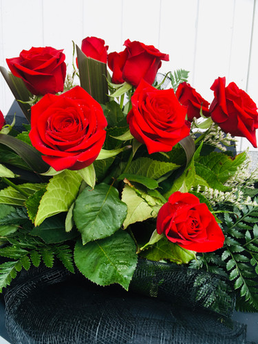 Half Dozen red Roses | Floral Collaborative