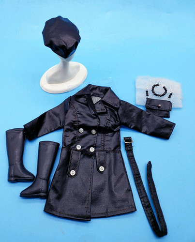 VINTAGE BARBIE FAUX LEATHER DARK BROWN SET COMPLETE MINT & RARE! | Your ...