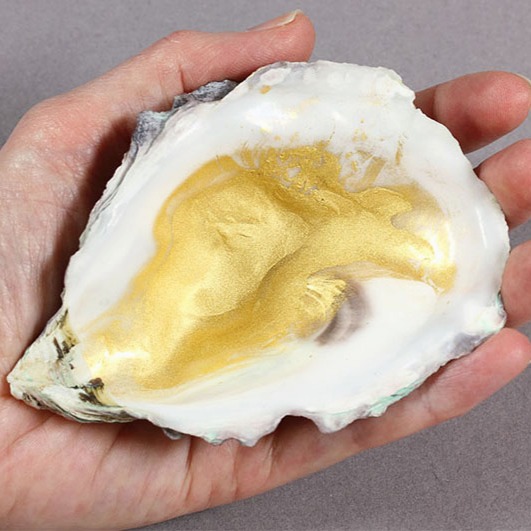 Reimagining Gold in Contemporary Art