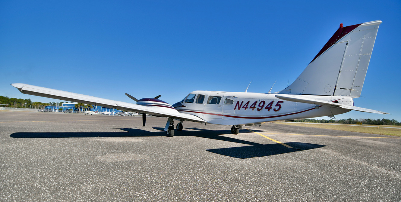 Piper Seneca II | A-Cent Aviation