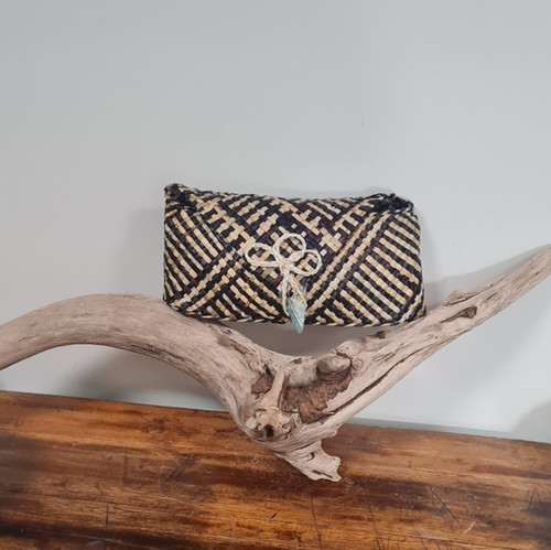 Patikitiki Clutch Bag | Weave with Flax