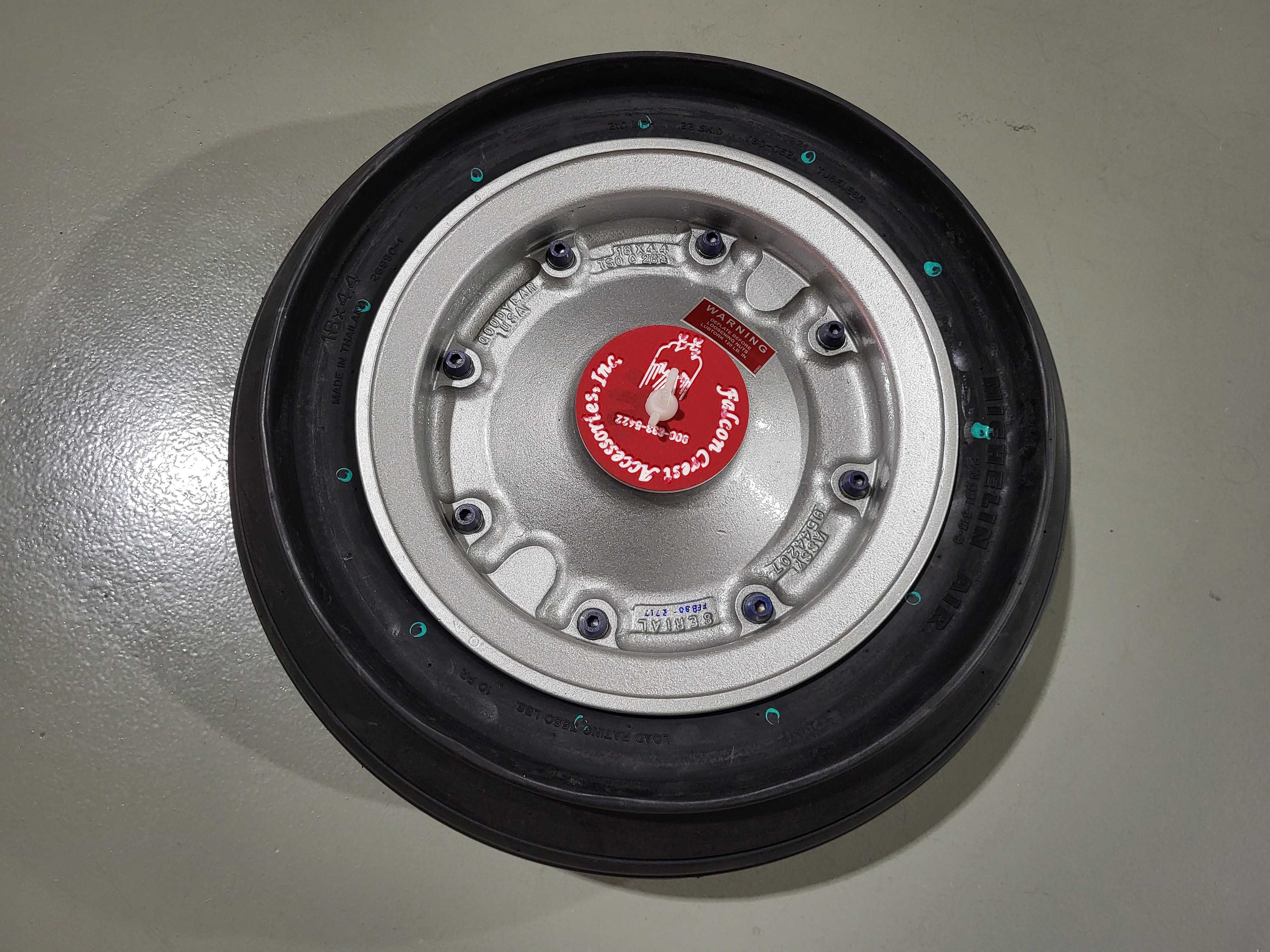 Learjet Nose Wheel Assembly 9544207-5 | Jet Parts Liquidator