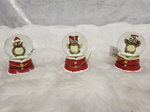 Owl Snow Globes | Absolute Christmas