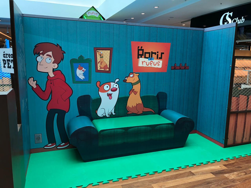 Boris e Rufus fazem sucesso em seu evento em shopping