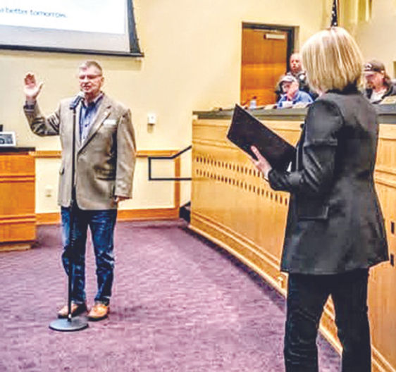 Mayor and aldermen sworn in for another term