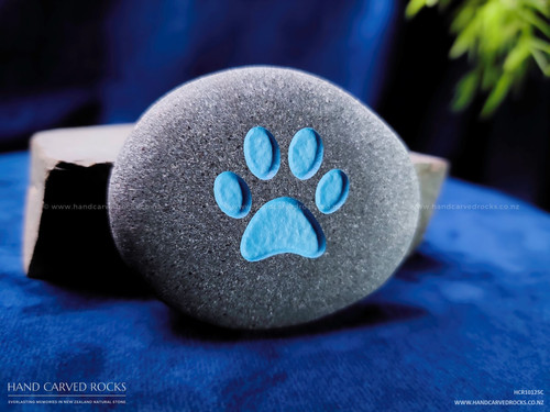 PAW PEBBLE - CAT | Hand Carved Rocks