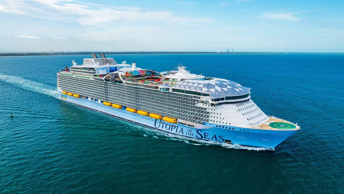 Utopia of the Seas | Academy Onboard