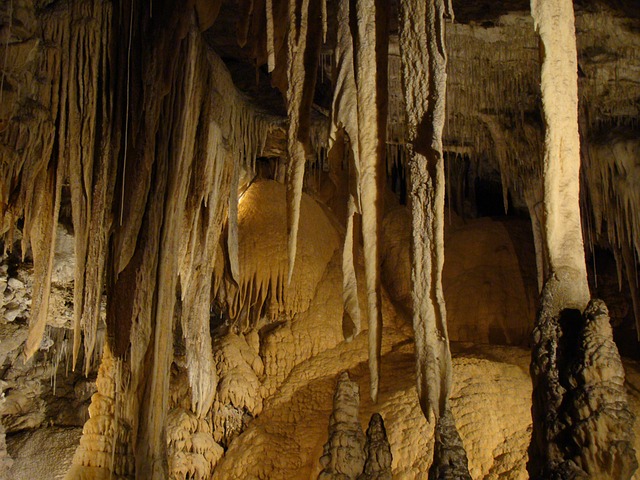 Crystal Cave Springfield MO