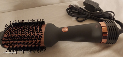Hairitage Volumizing Blow Dryer Brush