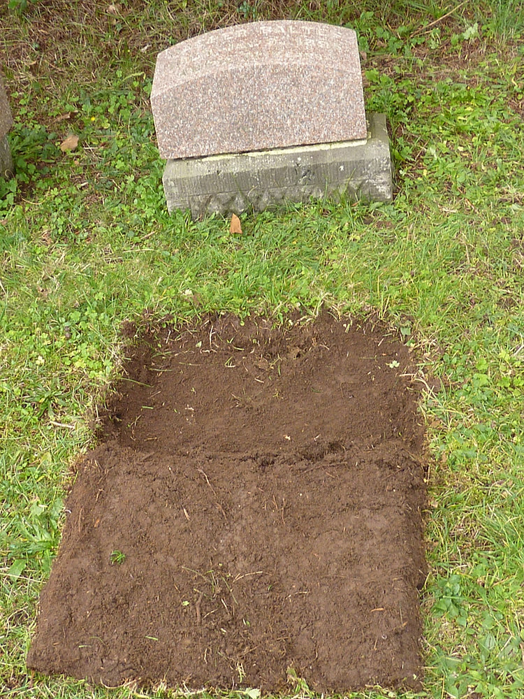 grave soil