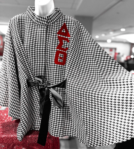 DST Houndstooth Cape | thecouturesoror