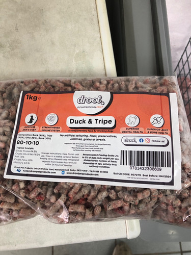 Duck and tripe complete free flow | Womlu Pet Foods
