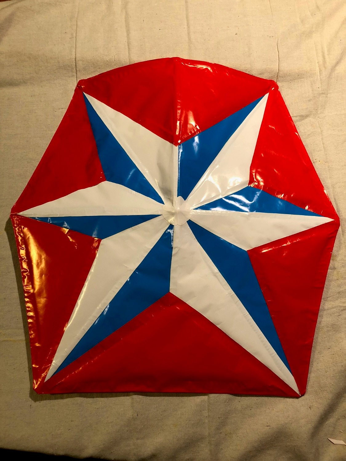 Jamaican bamboo kites www.flyringokite.com