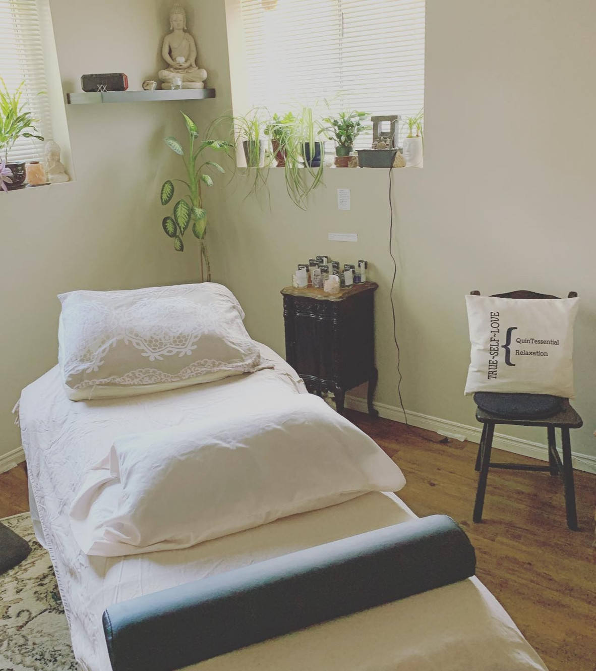 Quintessential Relaxation Reflexology Indian Head Massage Reiki