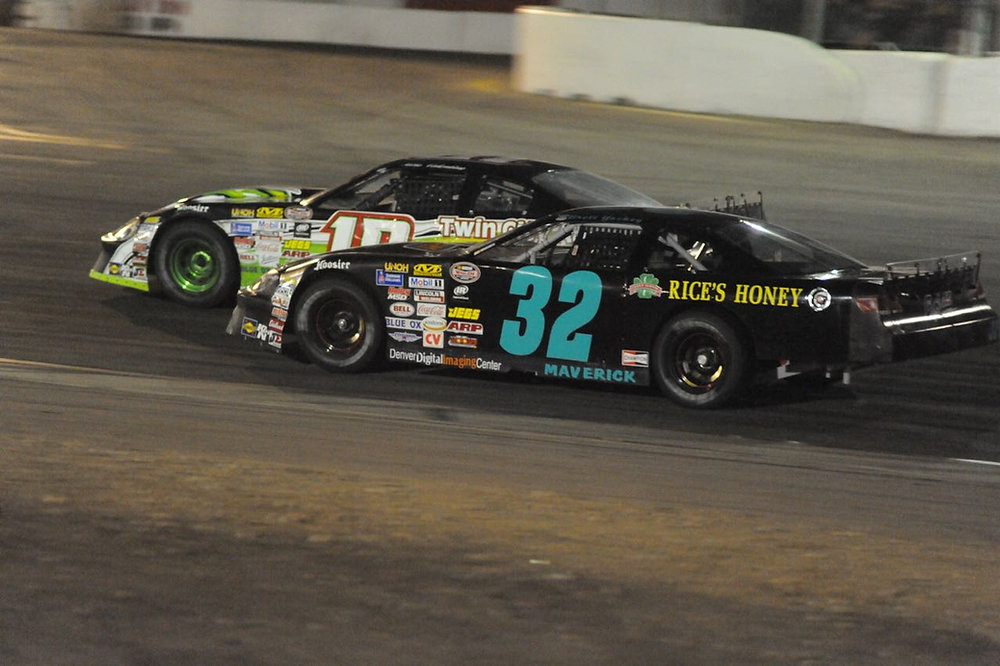 Brett Yackey Comes From The Rear of the Field to Win on Ride 911 Night