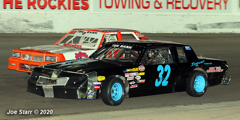 Brett Yackey and Eddie Vecchiarelli Take Super Late Model Features