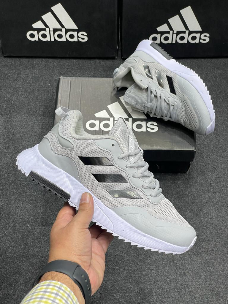 Buy Adidas First Copy Shoes at a Guaranteed Low Price. 3/3